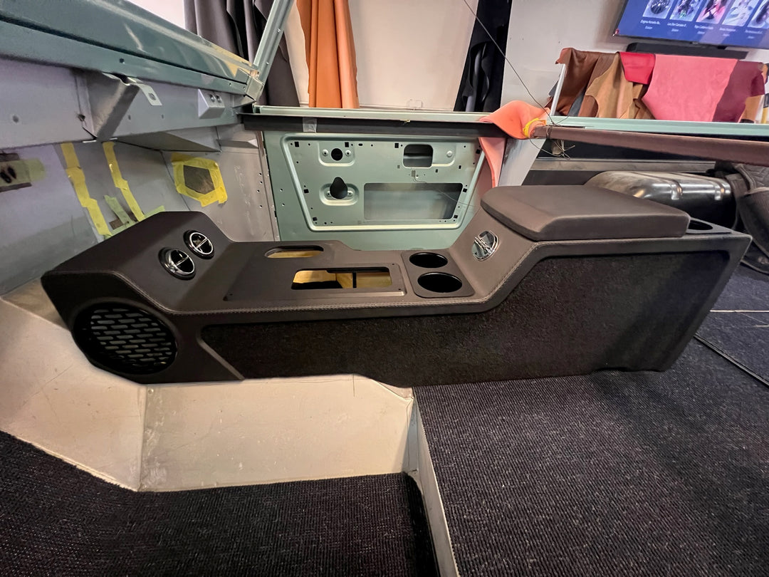 Early Ford Bronco Custom Interior – Patriot Classic 4X4, Inc.